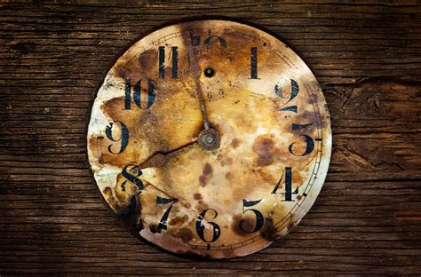 Rusty Clock Photographed At Jim Laings Studio In Edmonton David Sikma Photography