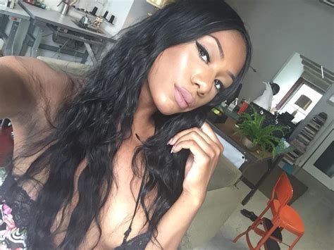 IMG Shannon And Shannade Clermont ShesFreaky