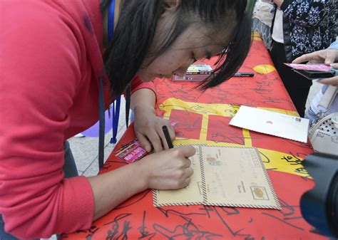 宁德师院学子自制母亲节视频 喊出“妈妈我爱你” 共青团宁德师范学院委员会