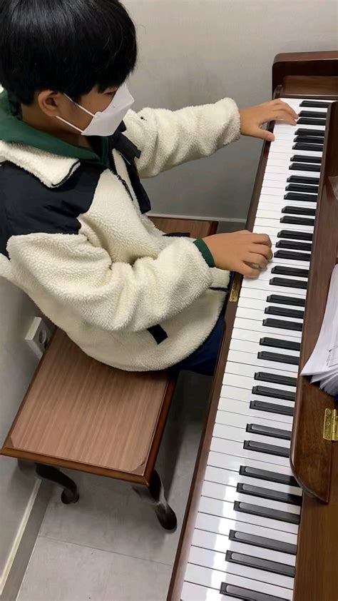 아이음악학원옥계점등록번호 제1823호 학교에서 연주한다고 골라온 캐리비안해적 넘 어려운 악보 를 들고오셨 😱