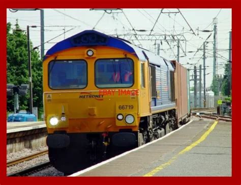 Photo Class 66 Loco No 66 719 £1 65 Picclick Uk