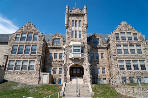 New Heritage Minute Celebrates Bora Laskin Namesake Of Thunder Bay