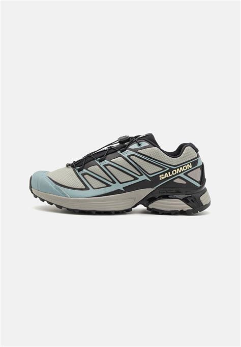 Salomon Xt Pathway Unisex Baskets Basses Ghost Grayaronablack
