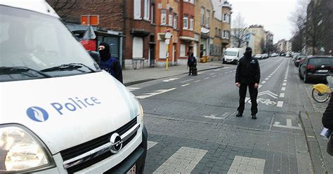 Attentats De Paris La France Demande La Remise De Quatre Suspects