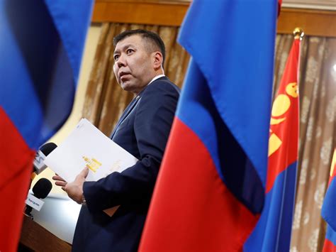 Нүүрсний хоёр дахь сонсголд Ерөнхийлөгч асан Х Баттулга ЗГХЭГ ын дарга Д Амарбаясгалан Сангийн