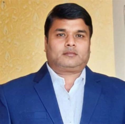 Divakar Dubey On Linkedin गहराइयों से पार पाना आसान नहीं होता मुश्किलों से निकल जाना आसान नहीं…