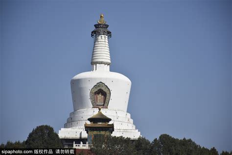 北海公园白塔