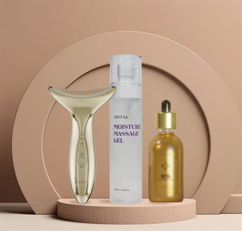Купить массажер MAMI, сыворотку SOS GOLD и MOISTURE MASSAGE GEL от WAU