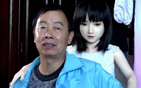 7 bonecas sexuais fazem parte da estranha família desse chinês Sexo iG