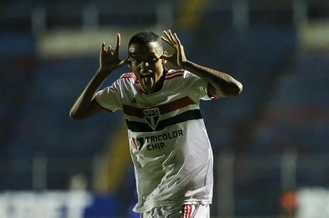 São Paulo Renova Com Joia Da Base Até 2025