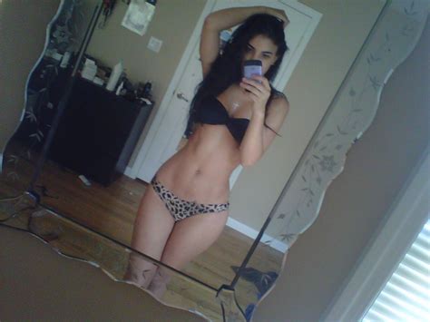 Dark Haired Beauty Porn Pic Eporner