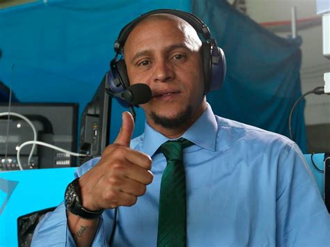 Roberto Carlos Ex Futbolista Brasileño Defendió Al Chicharito Del