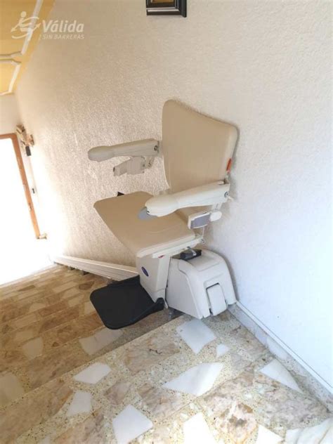Instalar una silla salvaescaleras ALIUM en Used Zaragoza Válida sin barreras VALIDA
