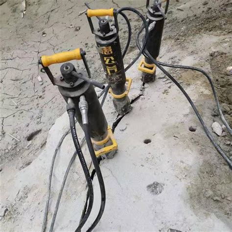 柱塞式液压劈裂机劈裂棒分裂设备厂家 液压汇