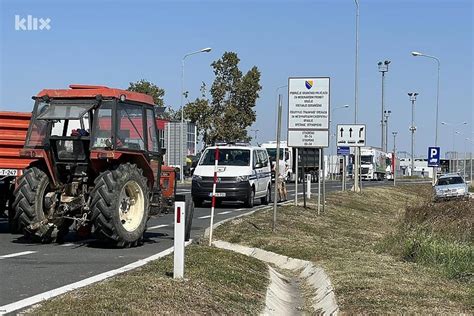 Granični prijelaz u Orašju ostaje blokiran poljoprivrednici nisu