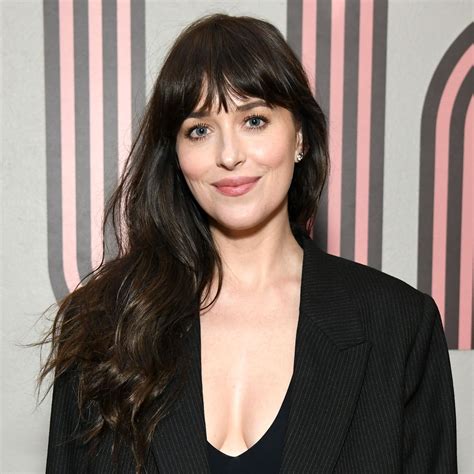 Dakota Johnsons New Bob Haircut Celebrity Beauty News Glamour