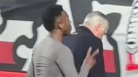 La Liga Denunciará A Vinícius Por Su Gesto De A Segunda Y Los