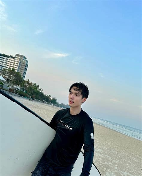 Ig จ๊อบ ธัชพล กู้วงศ์บัณฑิต 🌊🏄🏻 Instagram