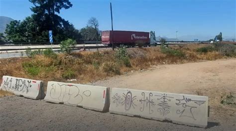 Nogales retiran más de 30 toneladas de escombros desde estero
