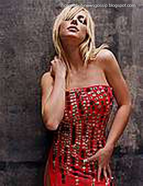 Hot Celebrities Wallpapers