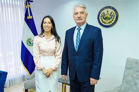 Diputados de Nuevas Ideas se acercan cada vez más a Rusia Noticias de