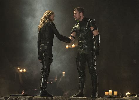 Katie Cassidy Black Canary Wallpaper Katie Cassidy As Black Canary