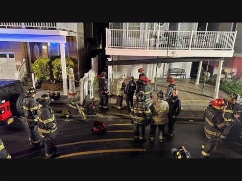 Firefighters Work On Long Beach Deck Starting To Collapse Long Beach