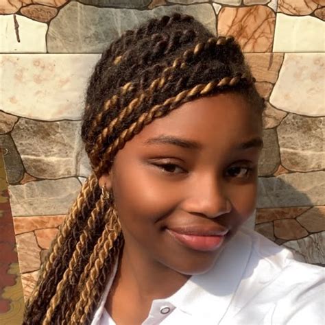 ~floreine 💖🐻 Missfloyer69 • Threads Say More