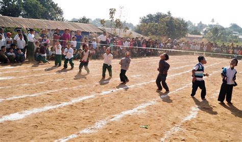 အင်တောမြို့ အခြေခံပညာအထက်တန်းကျောင်းတွင် ၇၅ နှစ်မြောက်စိန်ရတု လွတ်လပ
