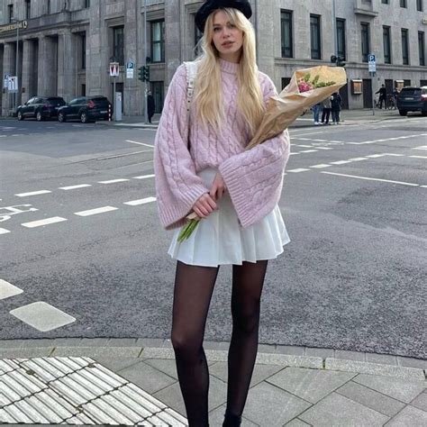 How To Wear Oversized Sweaters Read This First