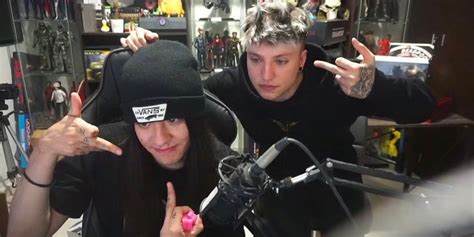 Xcry Y Pipe Fotos De Kim Foto Feliz