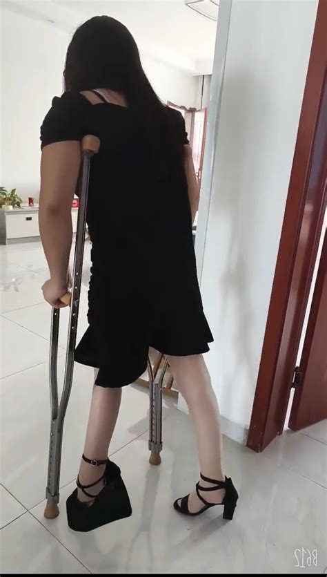 Polio Lady With Short Leg On Crutches By Paradevotee On Deviantart