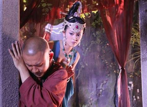 唐僧被蝎子精摄走那一夜，琵琶洞里发生了啥？难怪猴哥那么害怕百科ta说