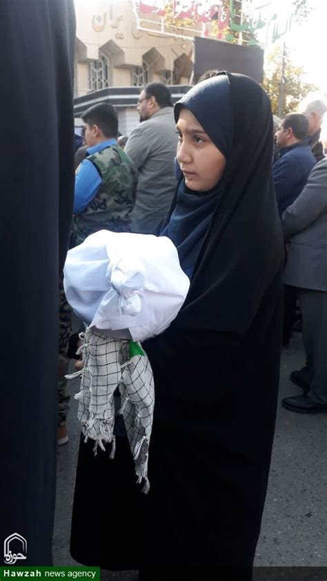 خبرگزاری حوزه تصاویر تجمع و راهپیمایی طلاب حوزه علمیه خواهران بناب