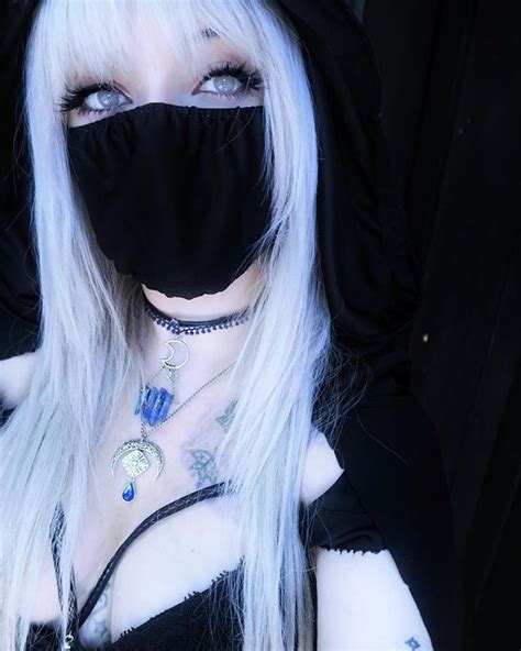Mooncaller Leda Muir 🌙♌︎ Theledabunny • Instagram Photos And Videos
