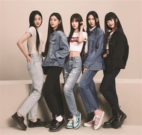 리바이스 뉴진스와 진 트렌드 만든다