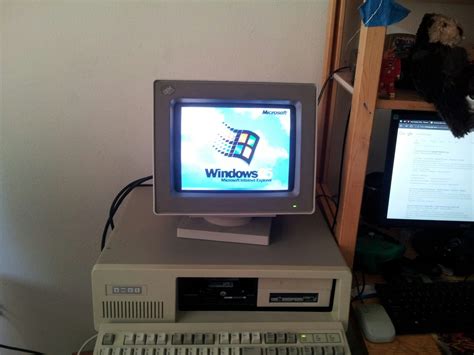 Installed Windows 95 To An Ibm Xt Am I Cool Or Nah Rbulletbarry