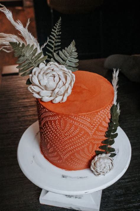 Rustic Wedding Cakes 2024 Elegant Natural Unique Designs