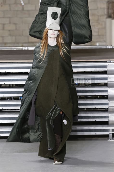 Rick Owens Ready To Wear Fashion Show Collection Fall Winter 2017