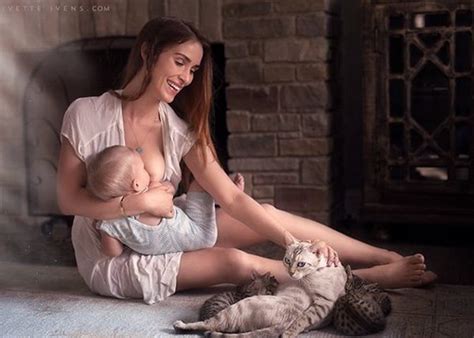 Foto Menyusui Foto Ibu Menyusui Paling Menakjubkan Di