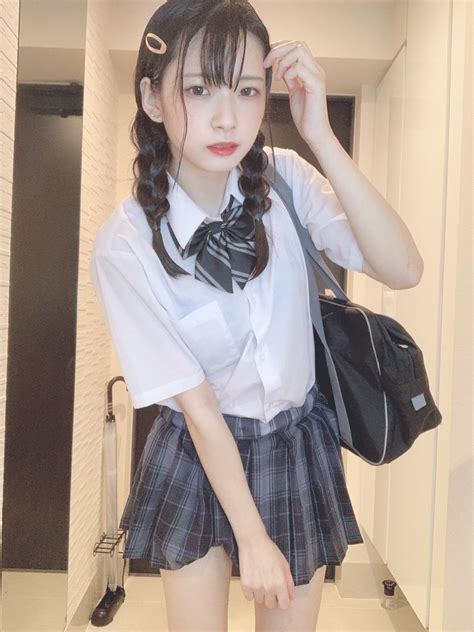 雨 に 濡れ た 制服 Kevin Fisher