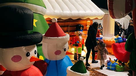 A Castellana In Piazza Con Babbo Natale E Gli Elfi Da Natale In Musica A Il Circo Dei Bambini
