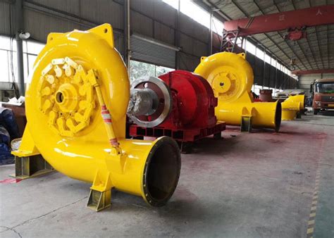 Francis Type 500kw Water Turbine Generator In Hydro Power Plant Yellow
