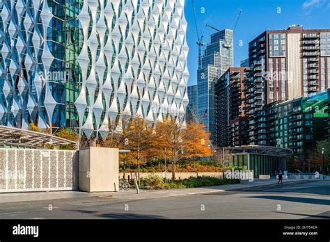 London Uk November 11 2021 The New Us Embassy Building In Londons