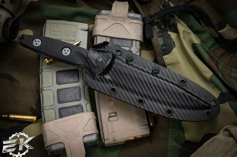 Microtech Socom Alpha Fixed Blade Knife Black G10 5 Urban Camo Drop