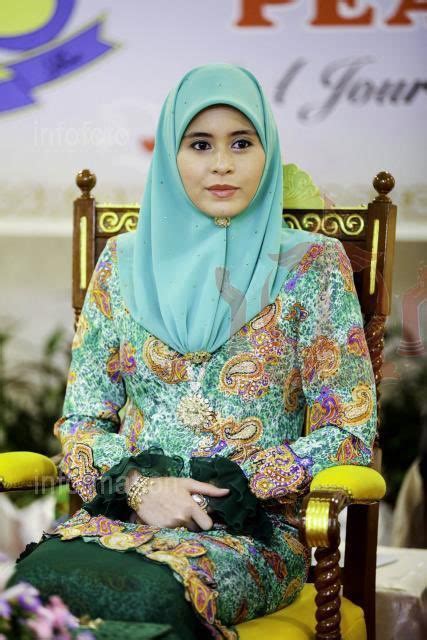 Januar Haikal On Twitter Ramai Nak Tahu Bakal Permaisuri Brunei Yakni