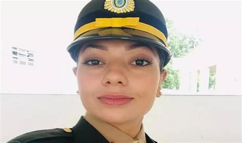 Sargento do Exército se rendeu antes de ser baleada e morta na frente de três sobrinhos Tudo