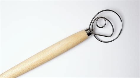 The Key Difference Between A Balloon And French Whisk