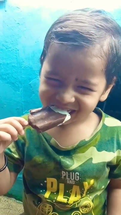 Babu Ice Cream Ko Kaise Khata Hai Viral Trending Trend Youtube Shorts Youtube