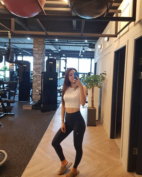 내일은 나바 비키니 출격🔥 강혜린 선수 천안pt 피트니스김성엽 레슨and협찬 문의 Dm